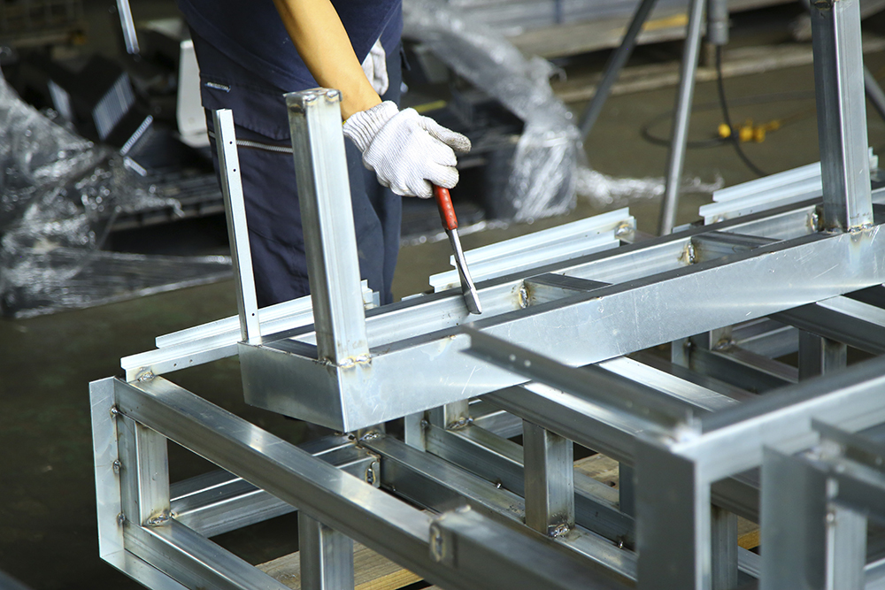 溶接に本気。 J.works